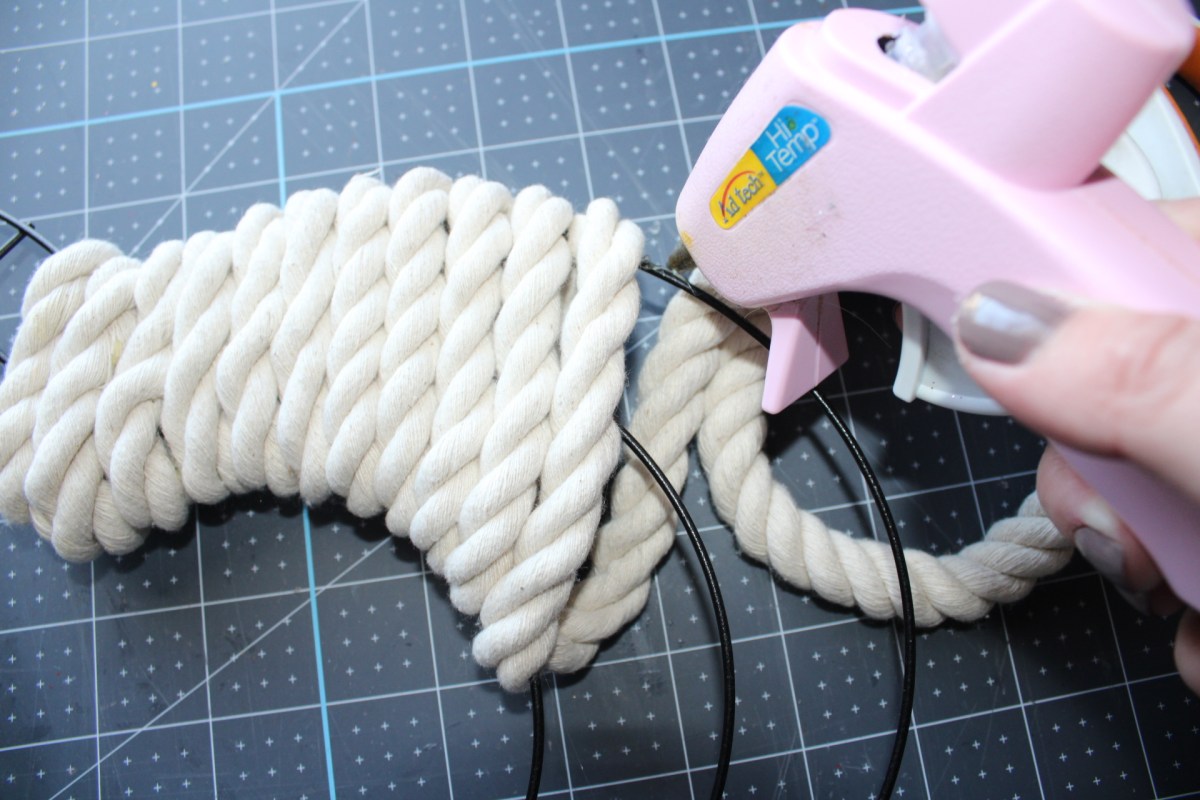 Heart Rope Wreath for Valentine's Day - Life as a LEO Wife