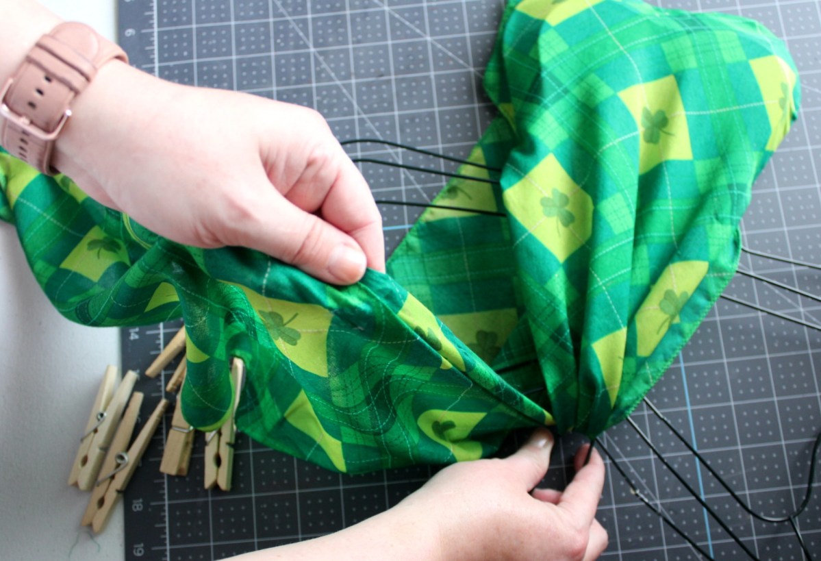Easy Shamrock Wreath from Dollar Tree Scarf - Life as a LEO Wife