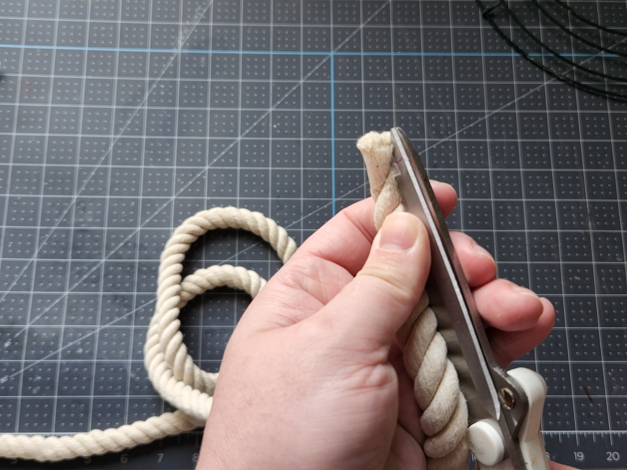 Woven Rope Wreath Tutorial - Life as a LEO Wife