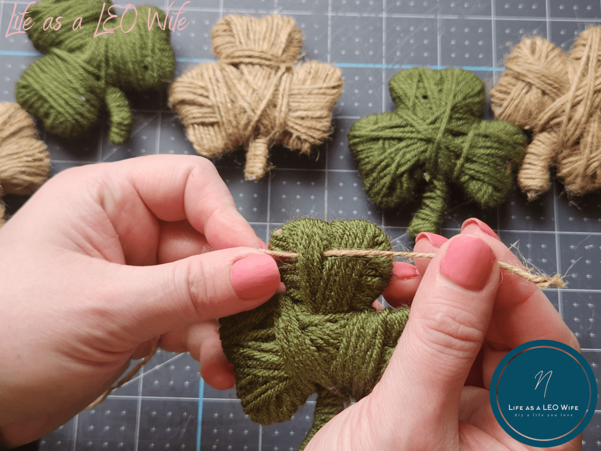 Shamrock Garland for St. Patrick's Day - Life as a LEO Wife