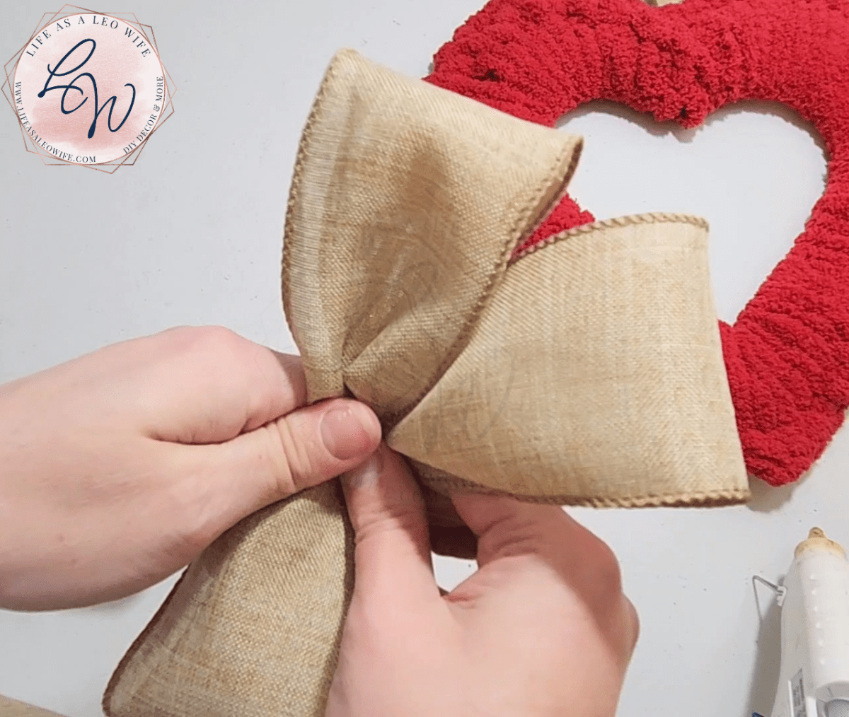 Super Easy Bow Tutorial: Video Included! - Life as a LEO Wife