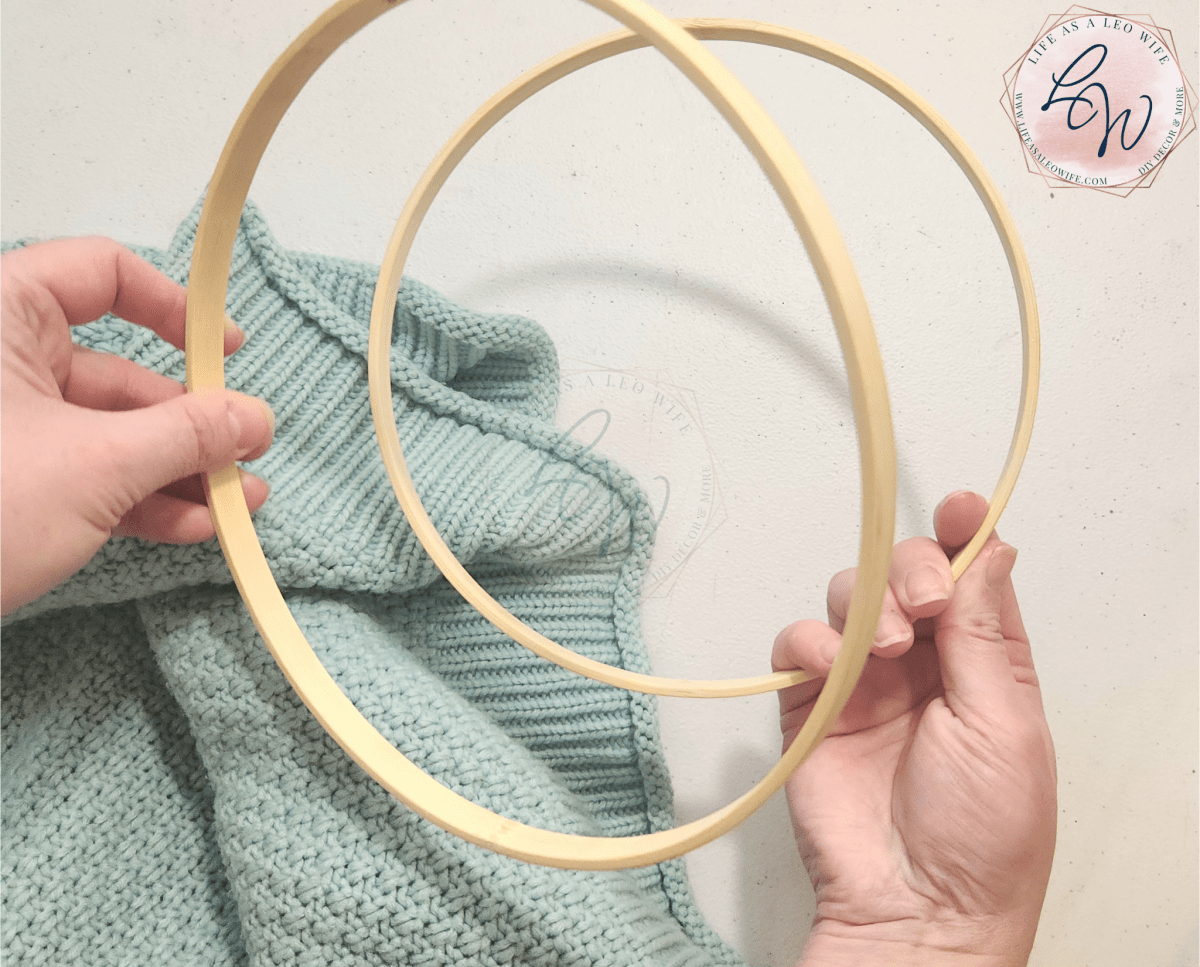 Embroidery Hoop Pocket Wreath Tutorial - Life as a LEO Wife