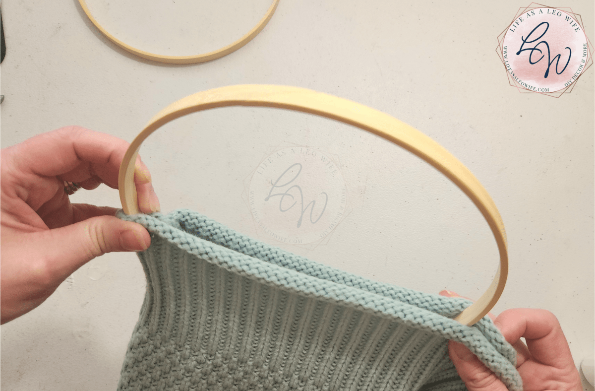 Embroidery Hoop Pocket Wreath Tutorial - Life as a LEO Wife